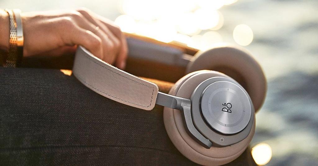 Наушники Bang & Olufsen - цены официального дилера в Москве на сайте ...